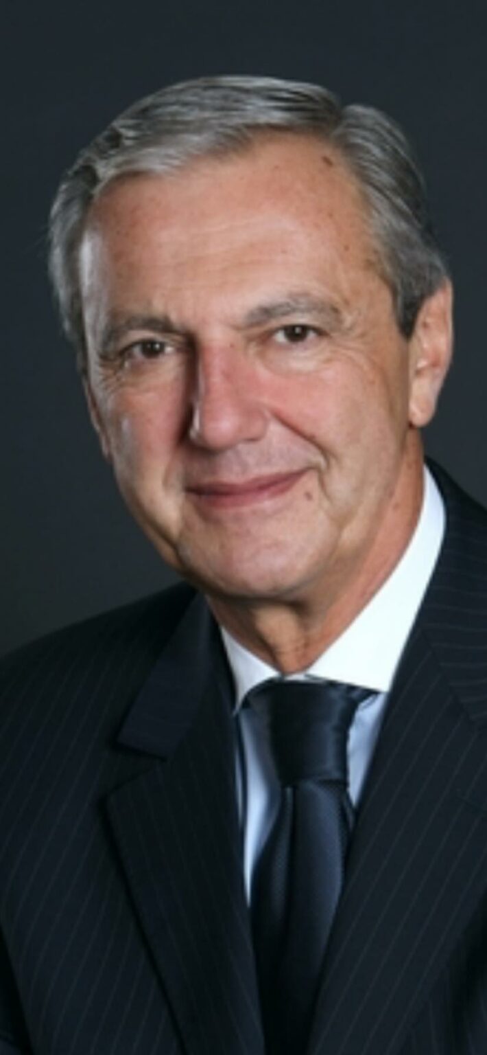 Décès de Daniel Bilalian : une figure emblématique du journalisme s’éteint à 78 ans - Family santé